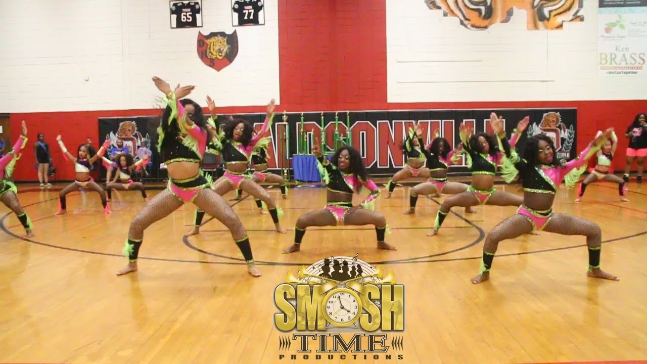 Pro Status Dance and Cheer - Performance to Hot Foot 2019 - YouTube