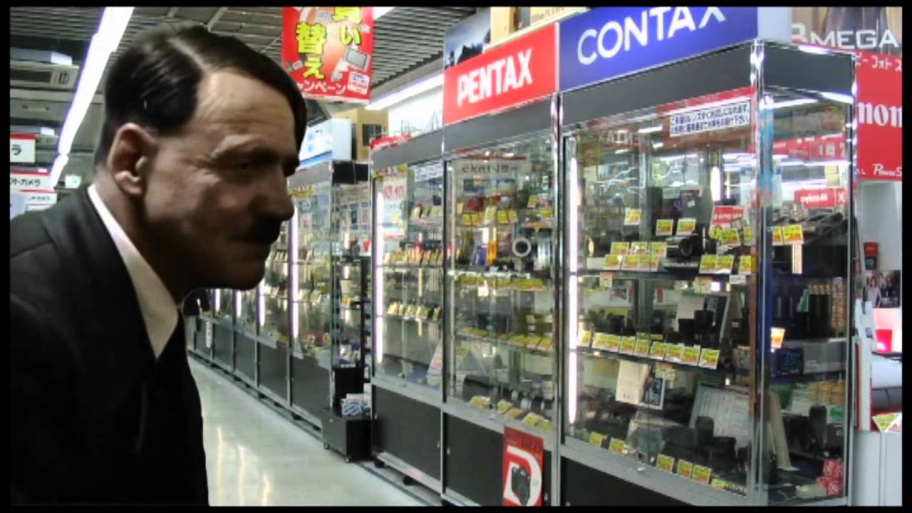 Hitler gets a Playstation 3 and plays Metal Gear Solid 4 - YouTube