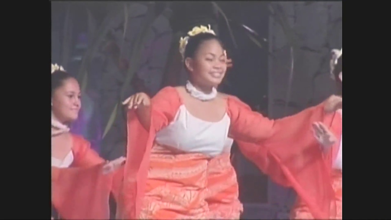 Le Taupou Manaia dance - YouTube