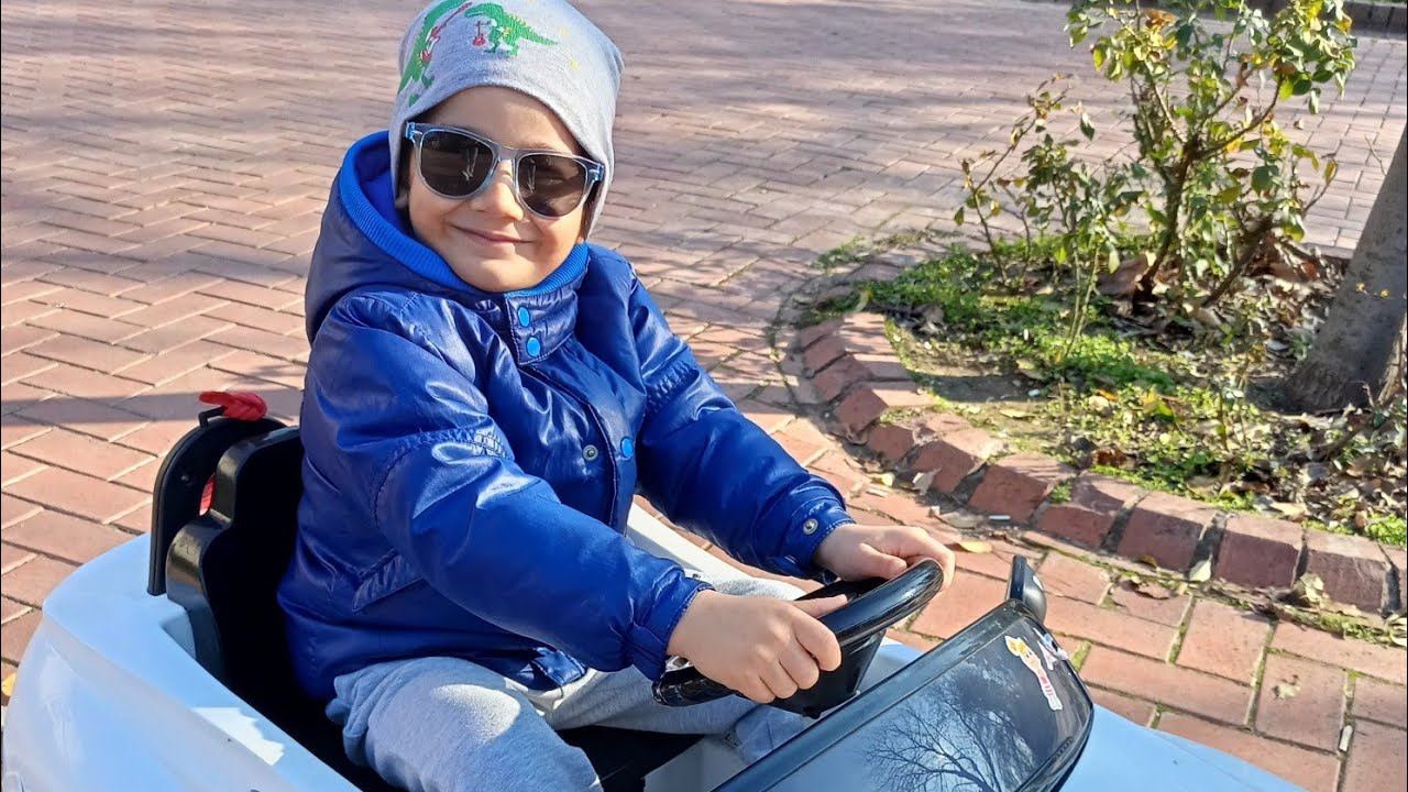 DORUK CARTOON CAMERA İLE FOTOĞRAFÇI OLDU #youtube #youtuber - YouTube