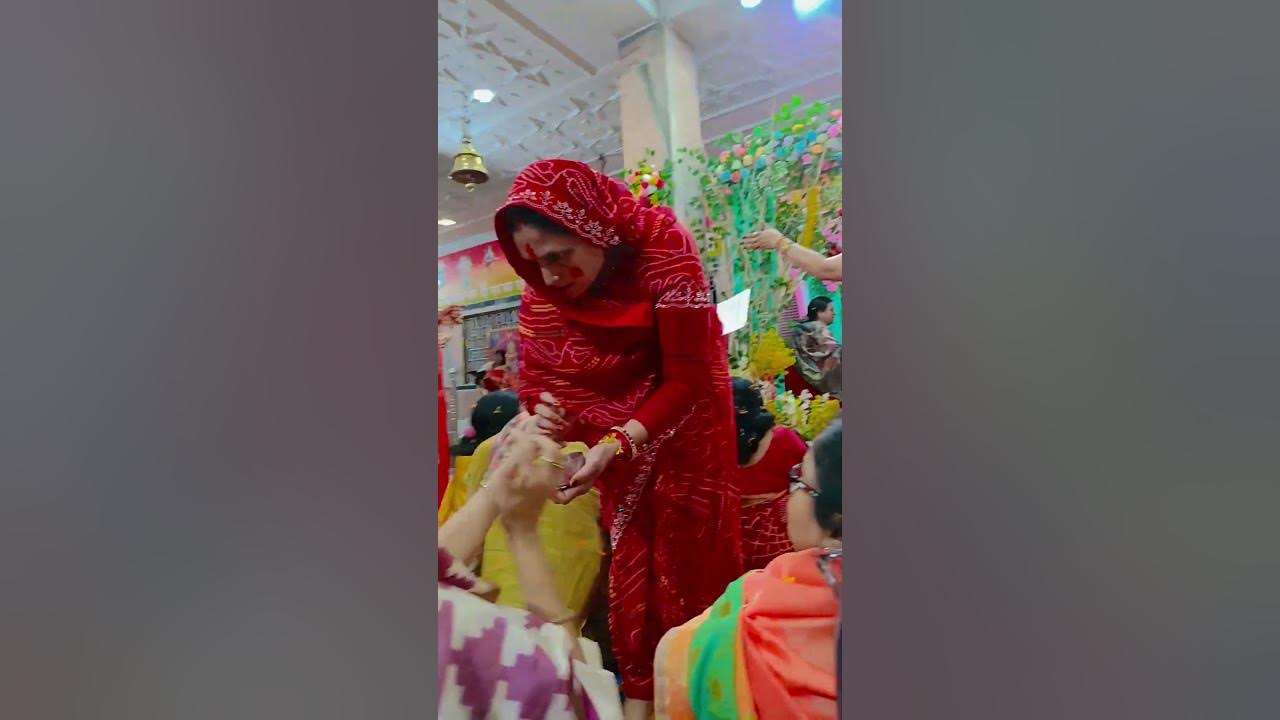 laddu gopal ky holi #song #dance 🥰 ️🌹 - YouTube