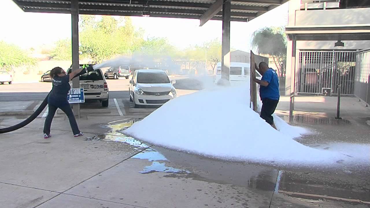 What does 6 feet of snow look like in Arizona? - YouTube