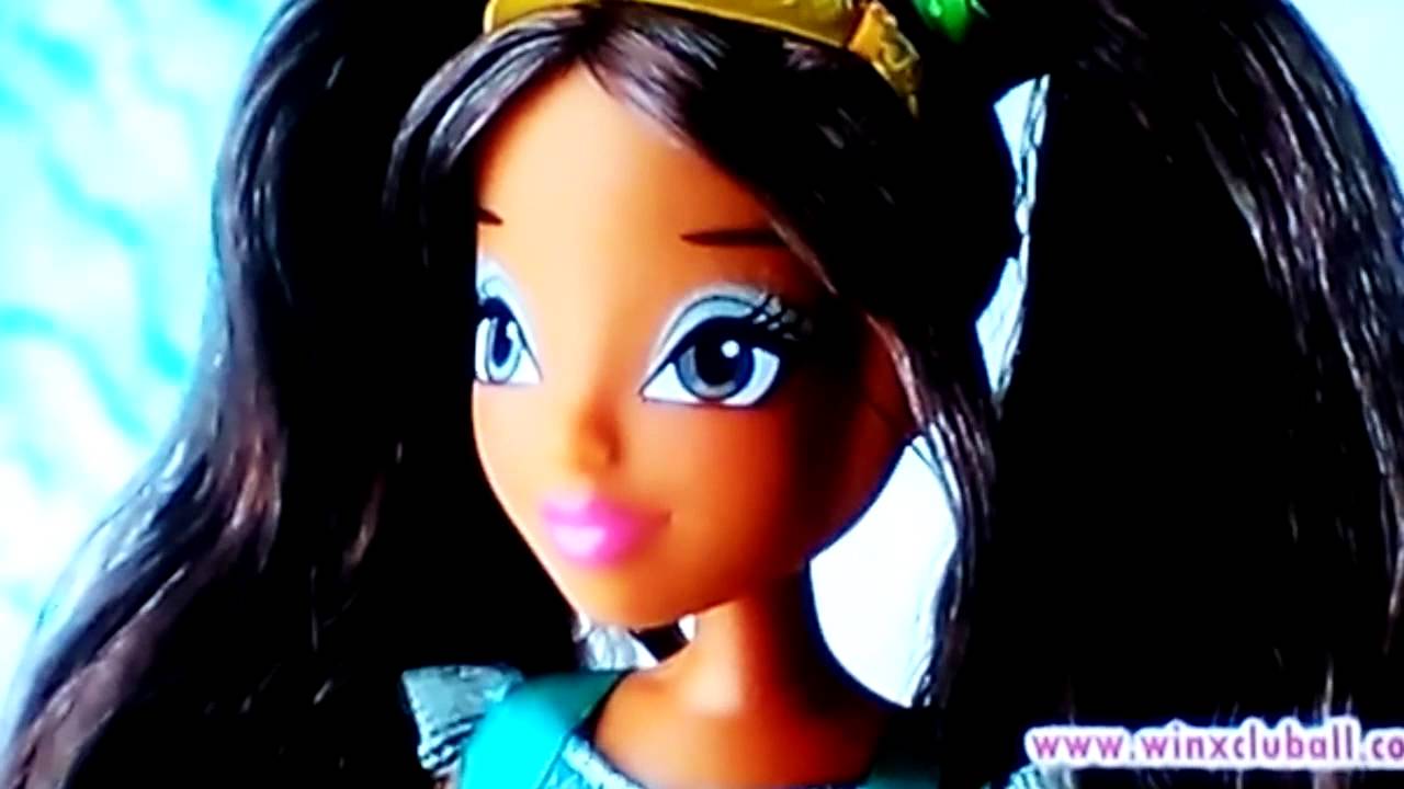 Winx club aisha bloomix jakks pasific doll rebiew - YouTube