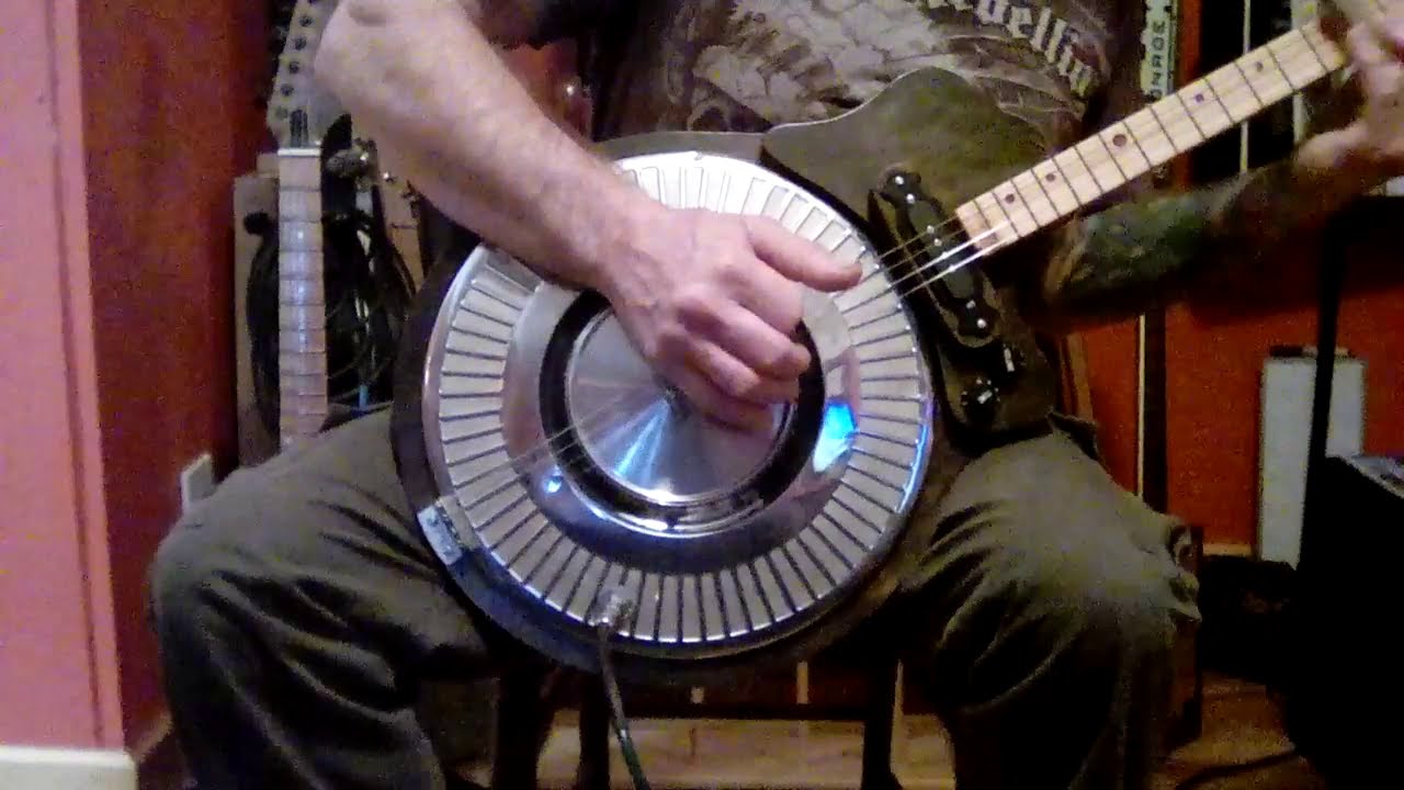 Hubcap guitar #1 [ 4 string electric ] - YouTube