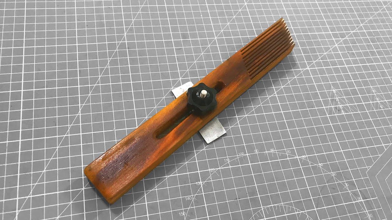 Simple feather board - YouTube