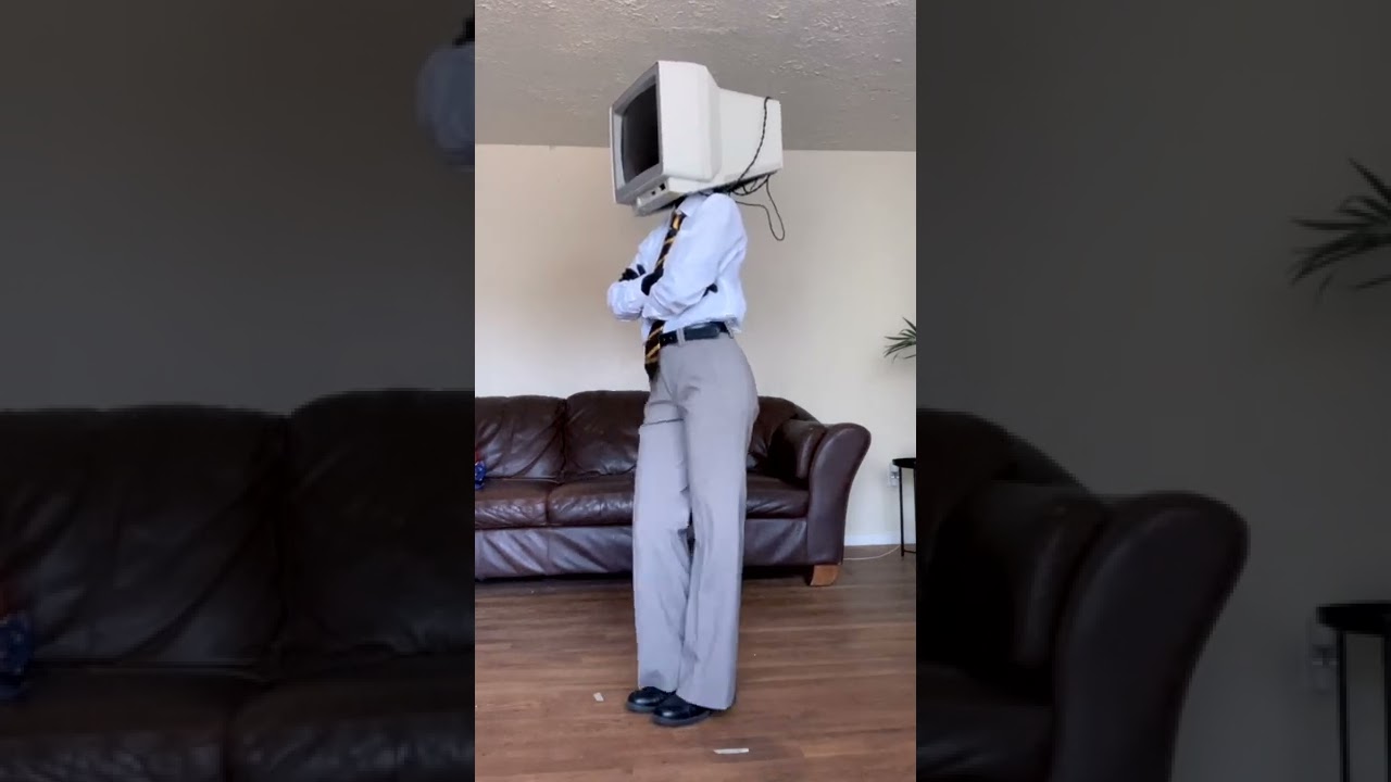 Narrator Cosplay [The Stanley Parable] - YouTube