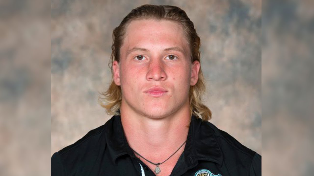 BSU's Olszewski Named To Fourth All-American Team - YouTube