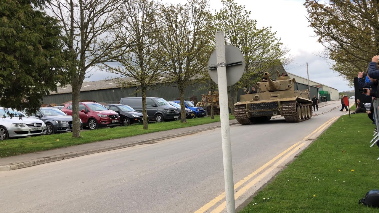 Panzerkampfwagen VI tiger 131, Tiger I in action 4K footage tiger day ...