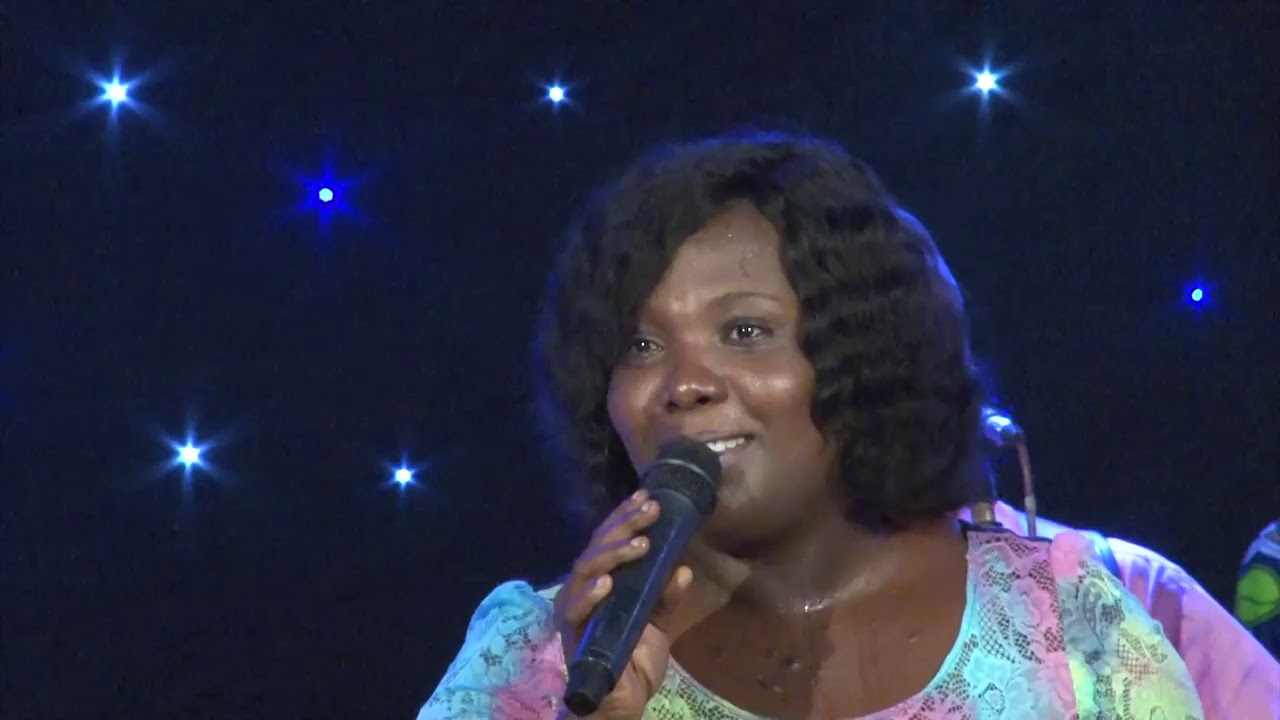 Becky Bonney @ Sentout 2016 HD - YouTube