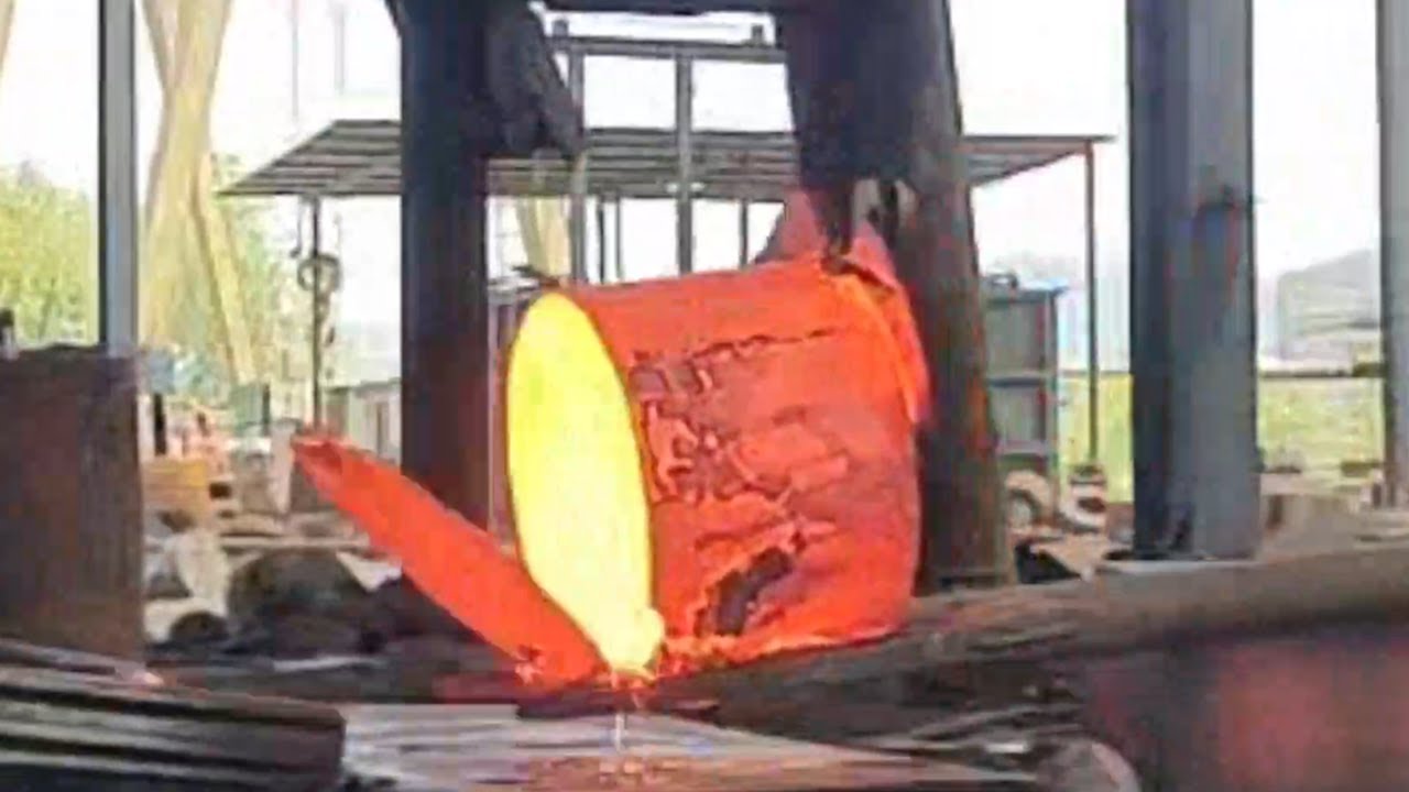 What will a huge cylinder be forged into? | Amazing heavy duty forge video - YouTube