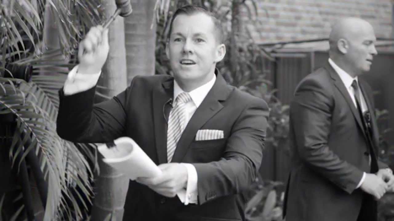 Will Hampson Auctioneer Profile - YouTube