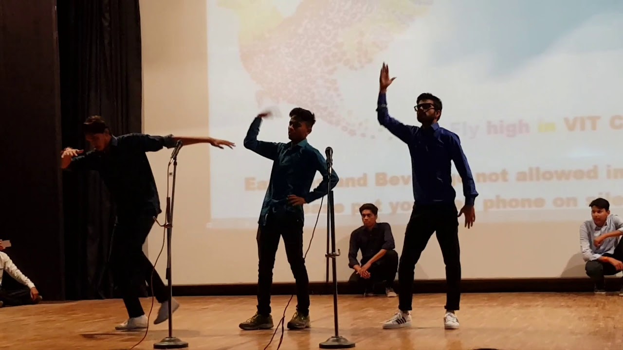 VIT ke civil engineers dancing around - YouTube