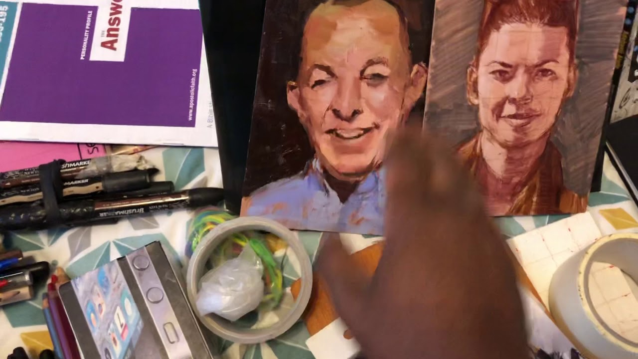 WHAT’S IN ADDICTIVE SKETCHERS BAG? - YouTube