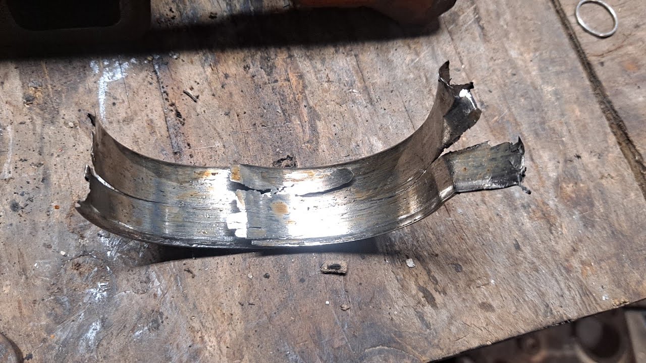 small block chevy spun rod bearing - YouTube