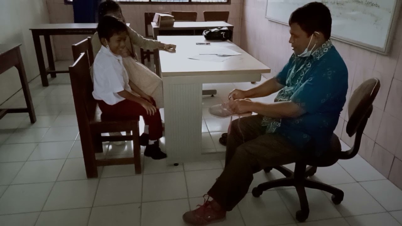 KEGIATAN MENGAJAR PROGRAM KHUSUS DI SLB-E PEMBINA MEDAN - YouTube