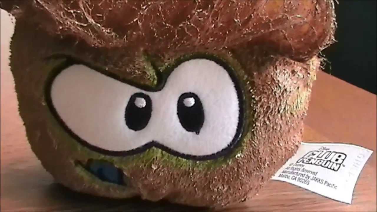 Club Penguin - THE GOLDEN PUFFLE - YouTube