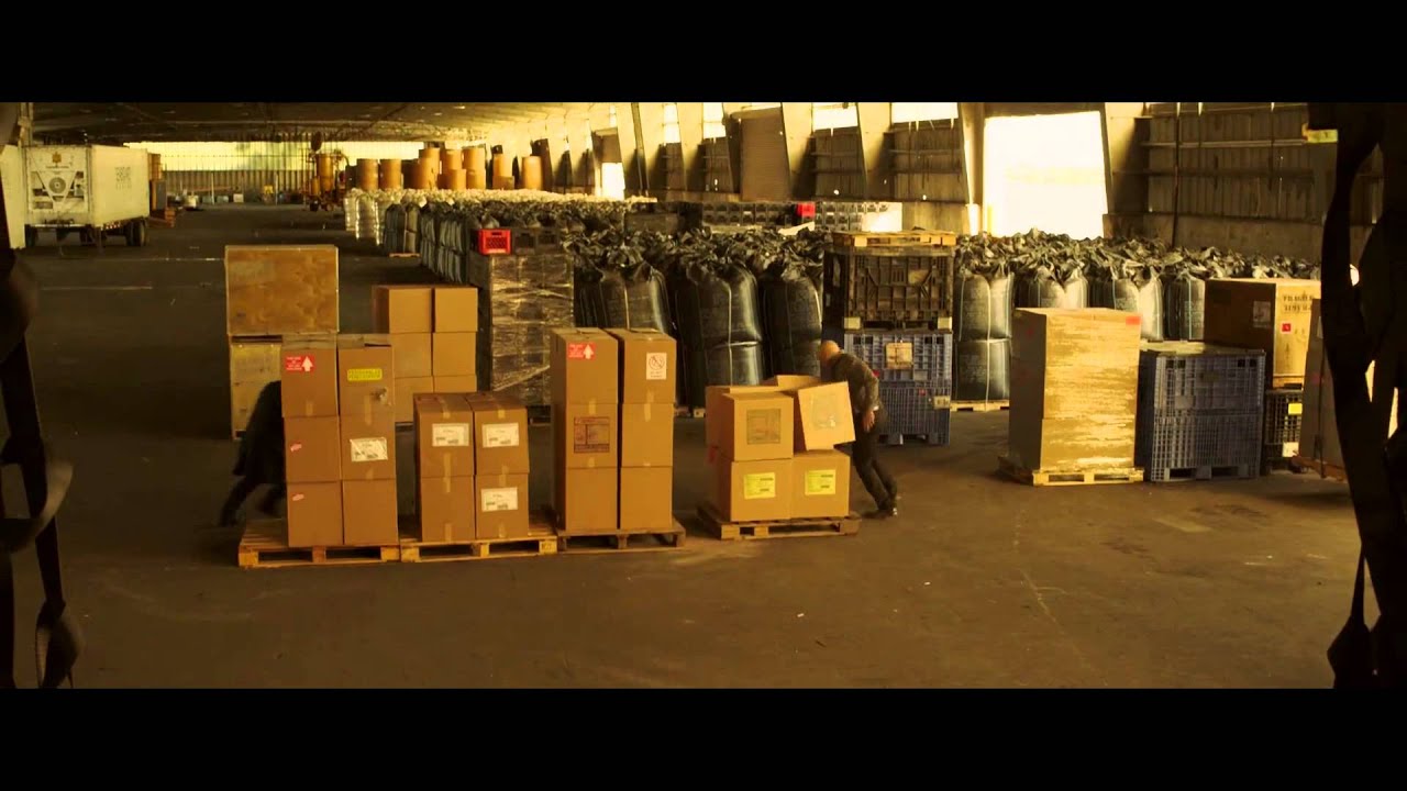 22 Jump Street - car chase scene - YouTube