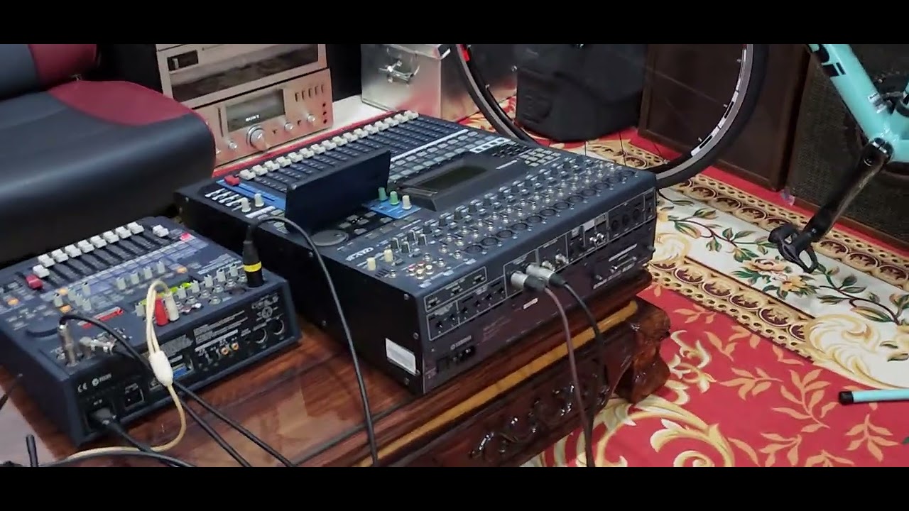 mixer ROLAND VM-3100 PRO - YouTube