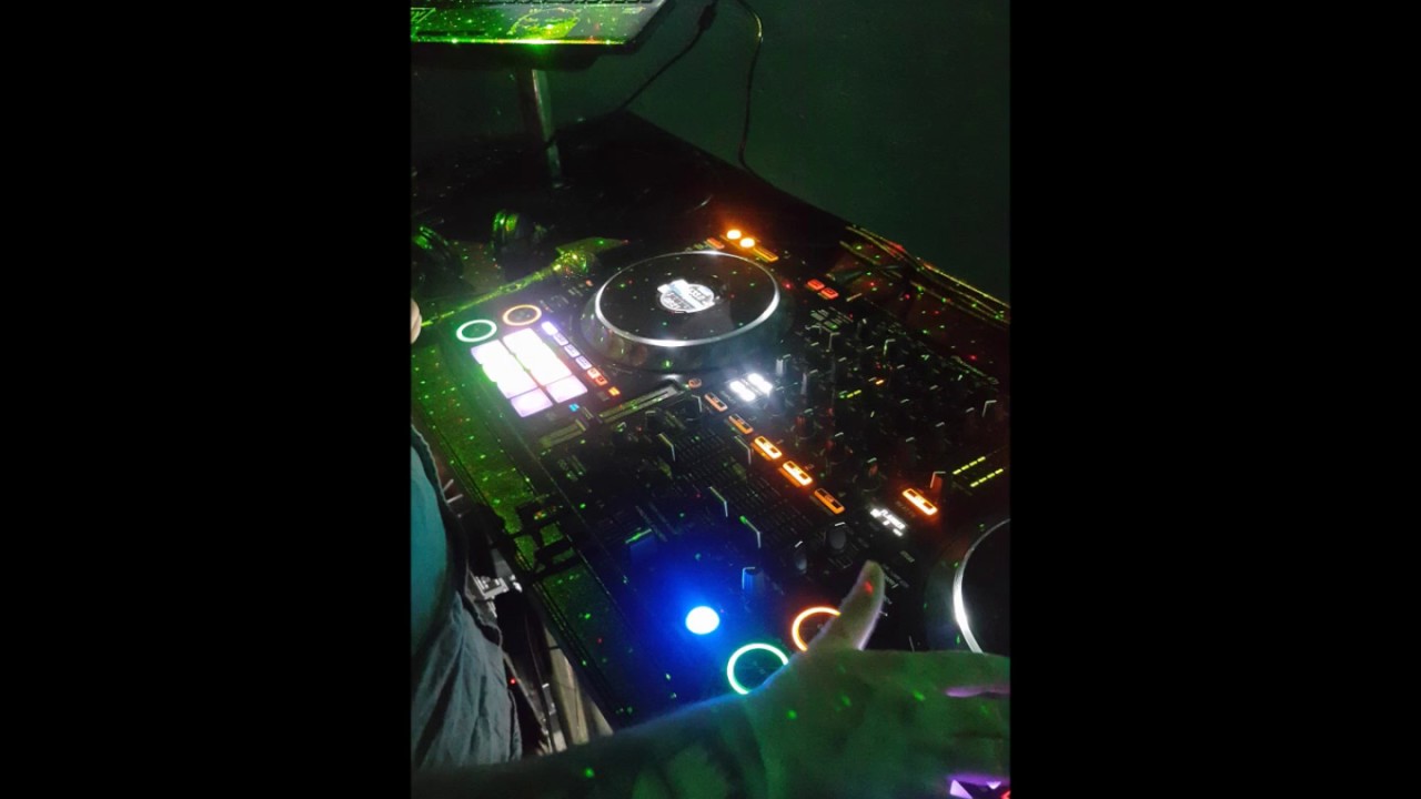 DJ Trix Halloween MusicCLUB November 2018 - YouTube