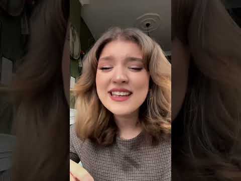 Azra Şivcak - SİVAS ELLERİNDE SAZIM ÇALINIR