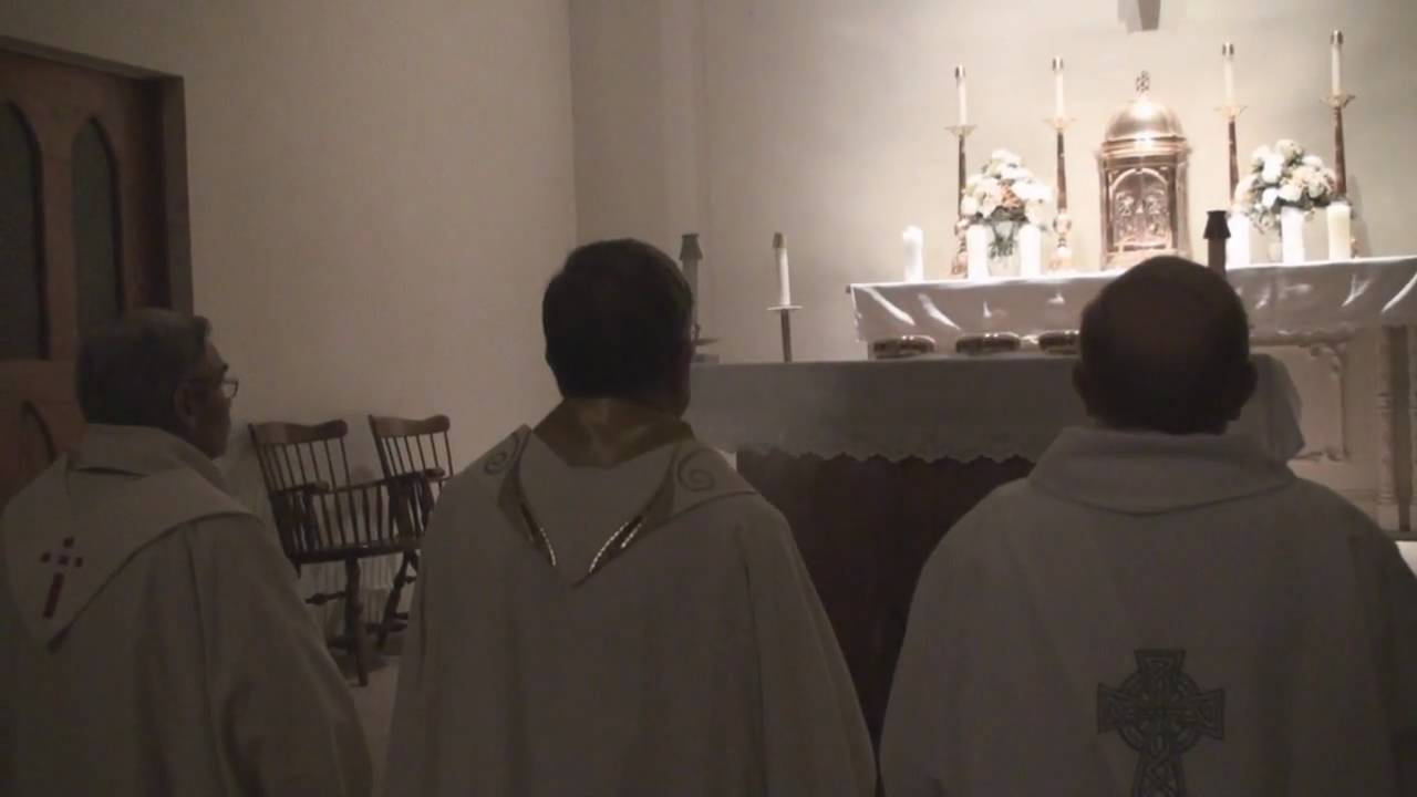 Holy Thursday - Eucharistic Procession Part 2 - YouTube