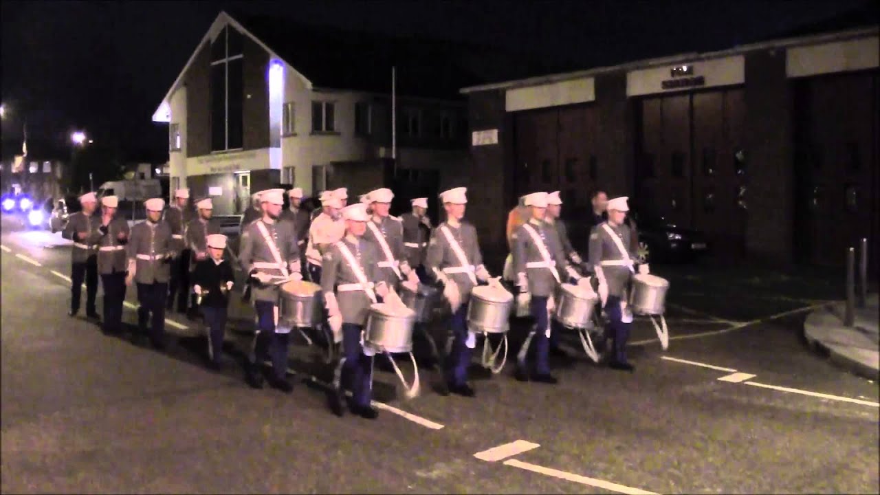 Cloughmills Crown Defenders @ Ulster Grenadiers Parade 2015 - YouTube