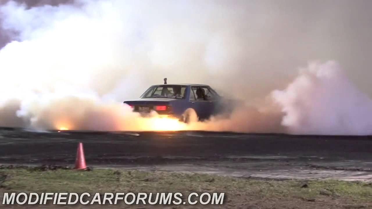 American Burnouts Versus Australian Burnouts PART 3 - YouTube