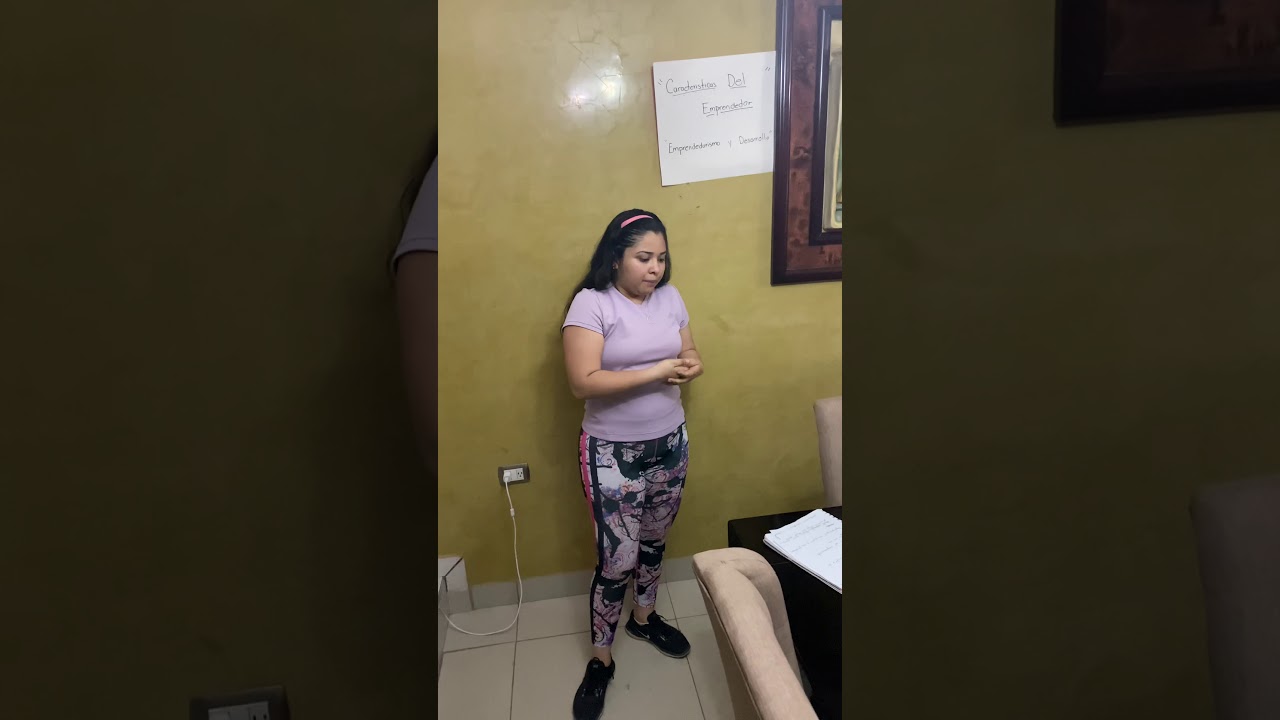 Rosa Isela Camacho Inzunza - Características del emprendedor - YouTube