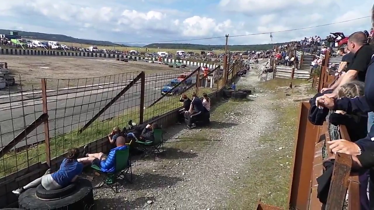 Warton stock cars club 9 July 2017 Stars & Stripes Mixed races . - YouTube