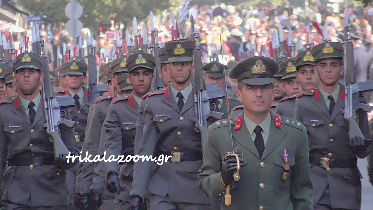 Καταχειροκροτήθηκαν οι κομάντος της Σ.Μ.Υ. στα Τρίκαλα. - YouTube