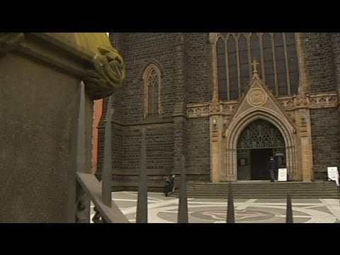 Avustralya'da kilise taciz vakalarını kabul etti