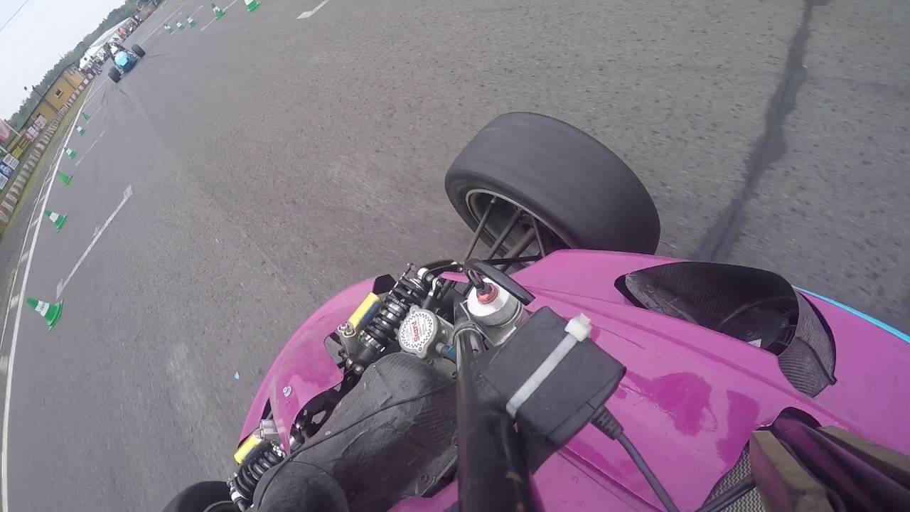 ZMF 2016 continental tyre deflection "Olaf" FSAE - YouTube