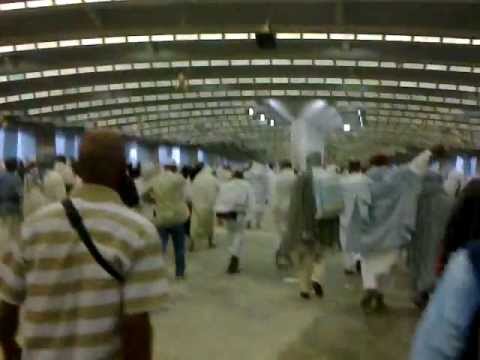 Hajj 2011, 3 Jamarat/shoitan at mina, makkah - YouTube