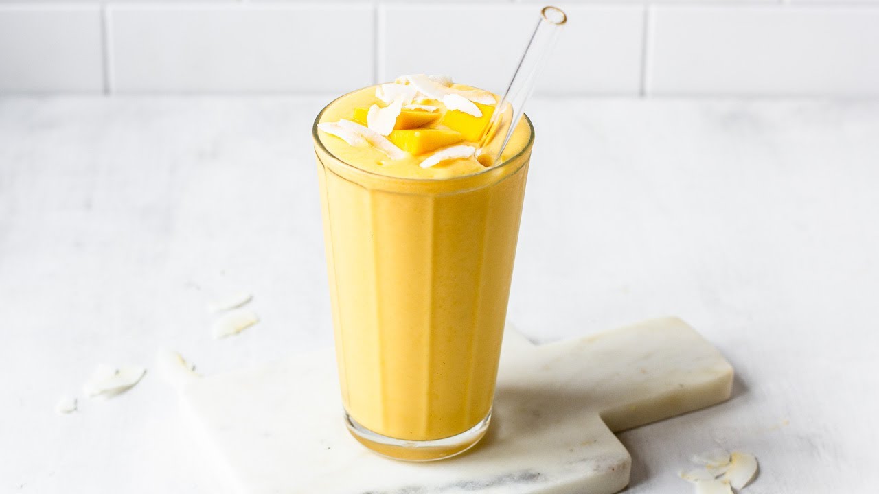 BEST Frozen Mango Smoothie (Without Banana) - YouTube