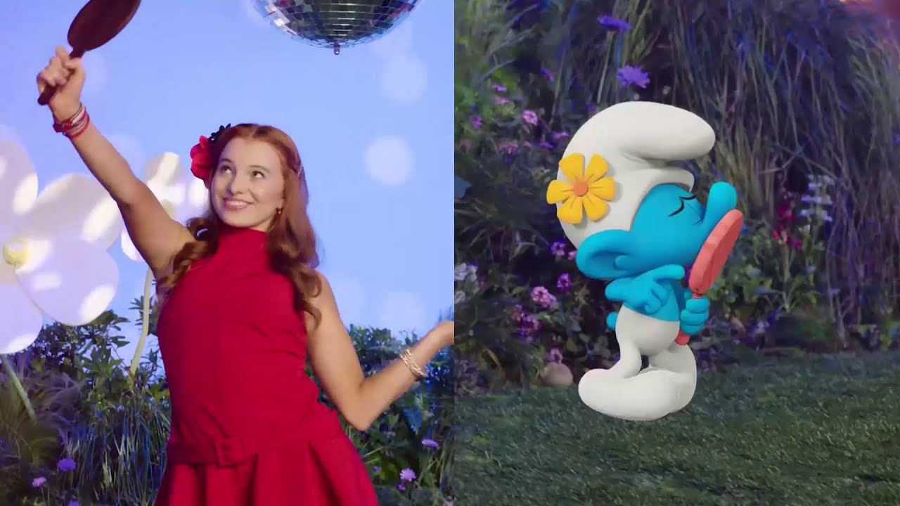 Orange Carpet The Smurfs Movie (Nickelodeon U.S.) - YouTube