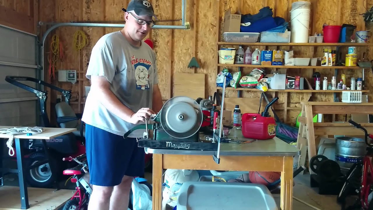 Maytag 72D twin cylinder engine - YouTube