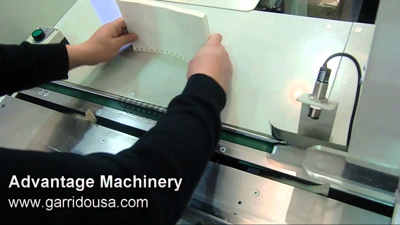 Double Wire Closing Machine: DW-CL - YouTube