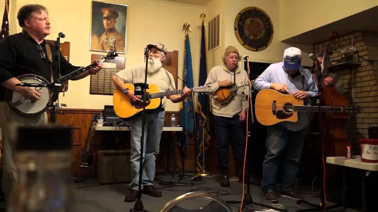 The Becker Boys Bluegrass Band -- Dueling Banjos - YouTube