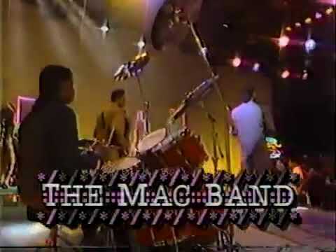The Mac Band - Roses are Red @ Soul Train - YouTube