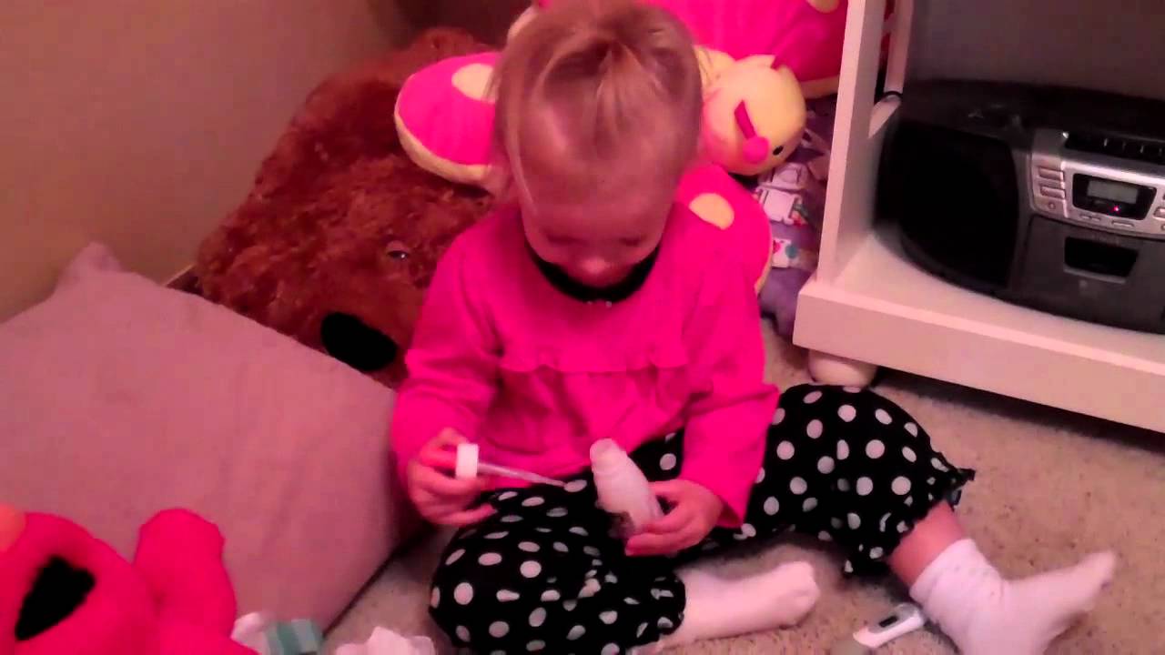Nurse Ellie taking care of a sick Elmo - YouTube