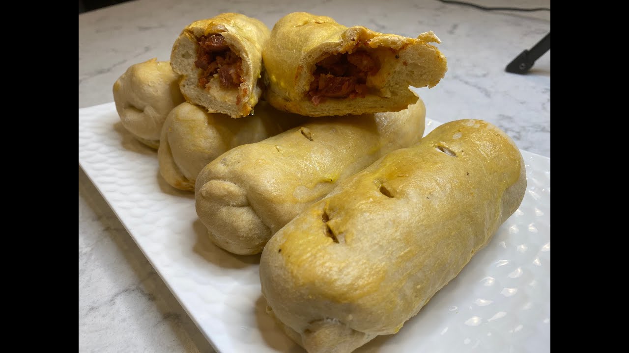 Pão com Chouriço | Portuguese Chouriço Bread - YouTube