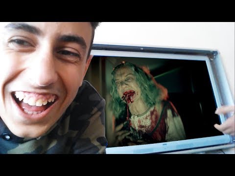 OKULDA AKILLI TAHTADA DABBE İZLEMEK!