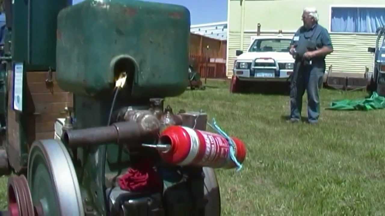 Clynton's Shed - Dodgy 4hp Rosebery running - YouTube