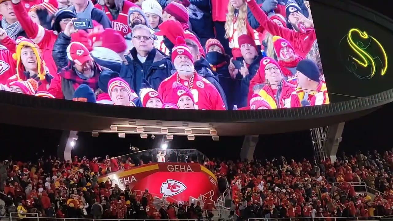 Tech N9ne Halftime Performance Chiefs Wildcard Game vs Steelers - YouTube