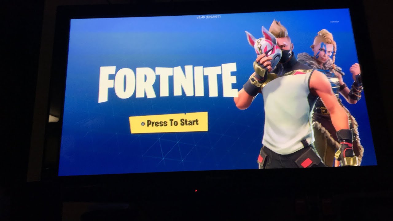 Playing Fortnite part 27 vivacious new emote - YouTube