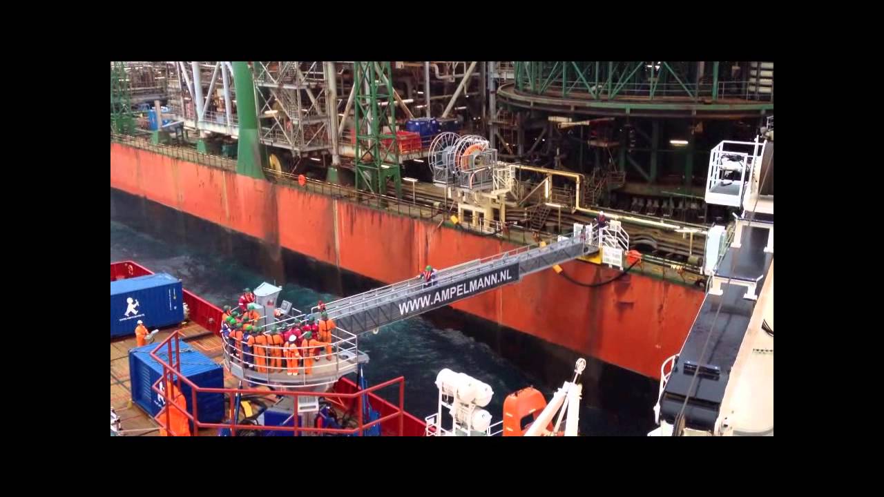 Ship to Ship (S2S) transfers at Chevron FPSO - YouTube