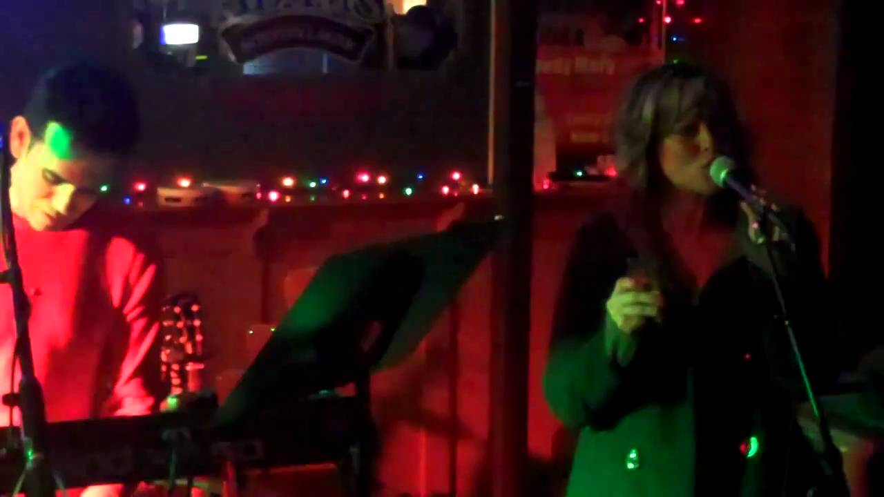 Lana Hergert, Greg Sansone cover I will survive at Holiday f - YouTube