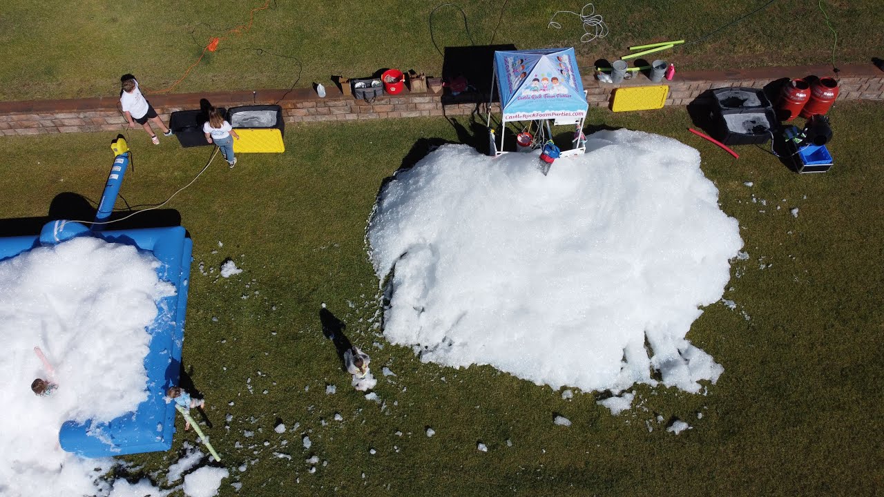 Best Foam Machines - Cannon vs. Inflatable foam pit - YouTube