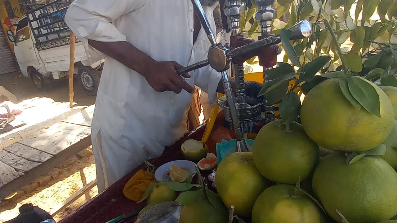 Mausami ka juice Hath wali machine per nikaalen - YouTube