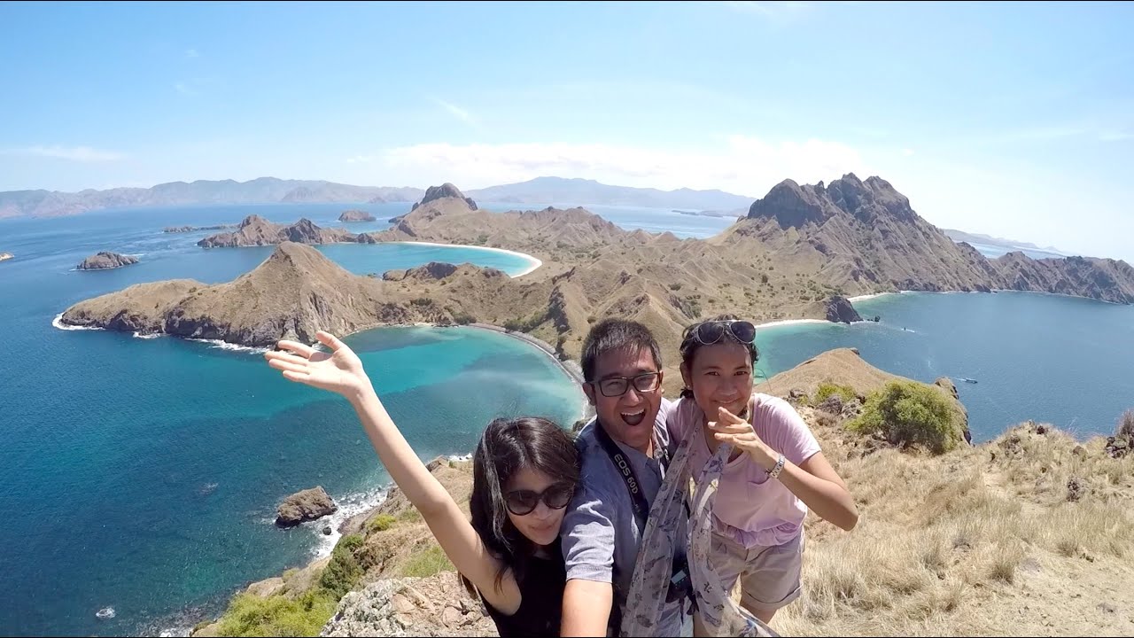 Backpacking Around Indonesia (Flores, Gili, Lombok, Malang) - YouTube